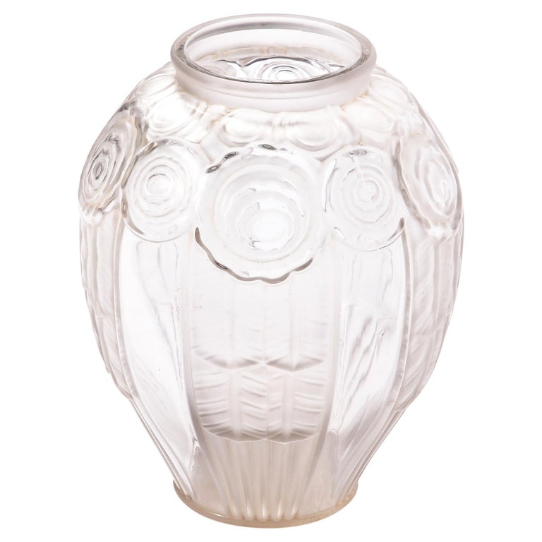 Andrea Hunebelle Translucent Frosted Tinted Glass Vase with Rose ...