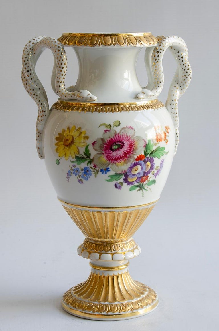 Anfora Meissen Porcelain Material For Sale at 1stDibs