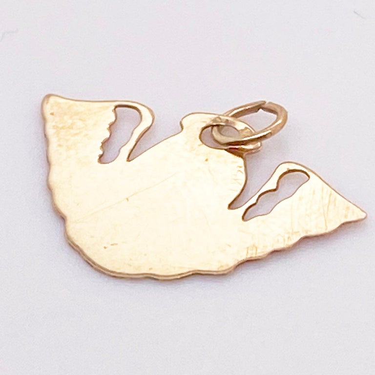 Angel Charm or Pendant, 14k Yellow Gold Cherub Charm For Sale at 1stDibs