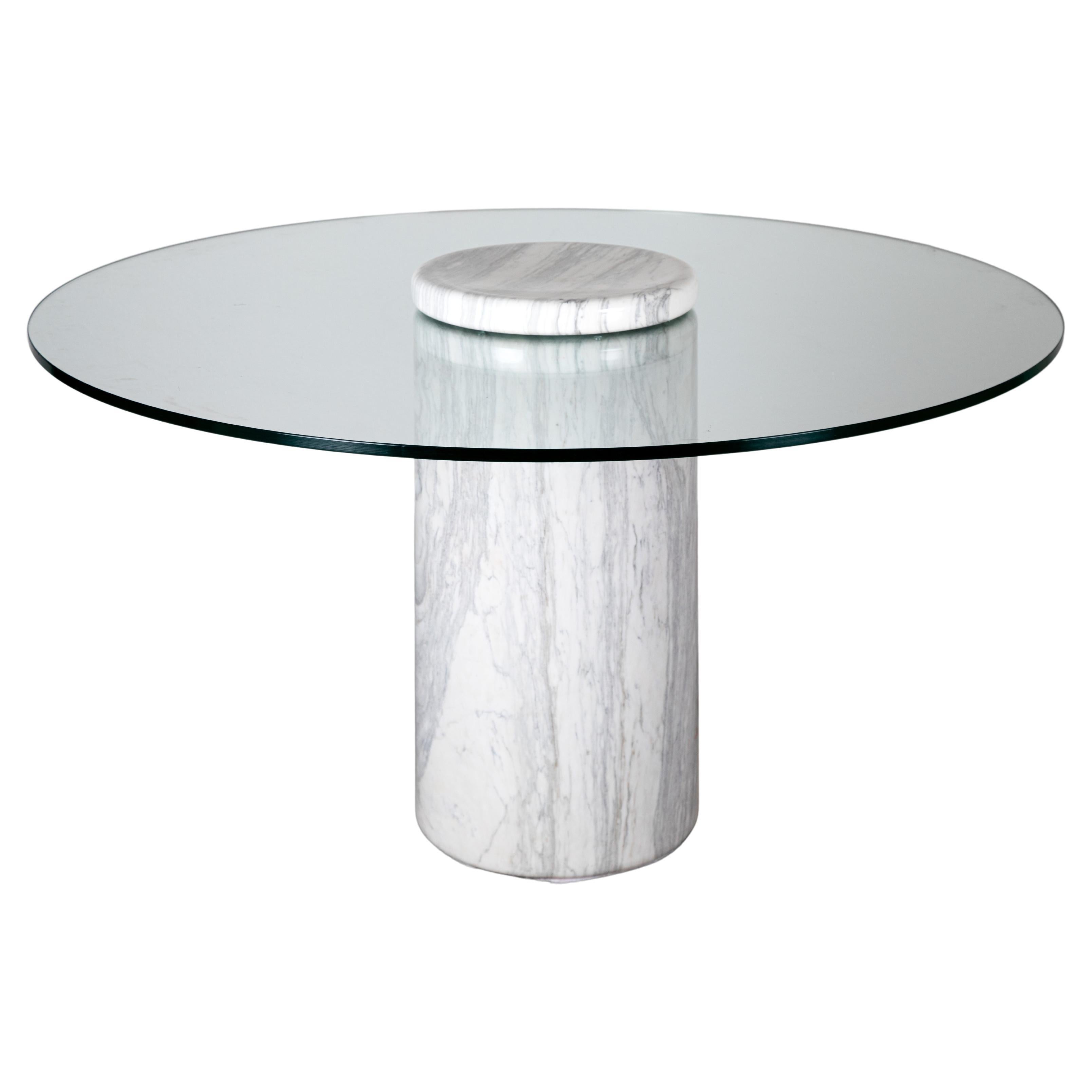 Merida Black Marble Round Table For Sale at 1stDibs