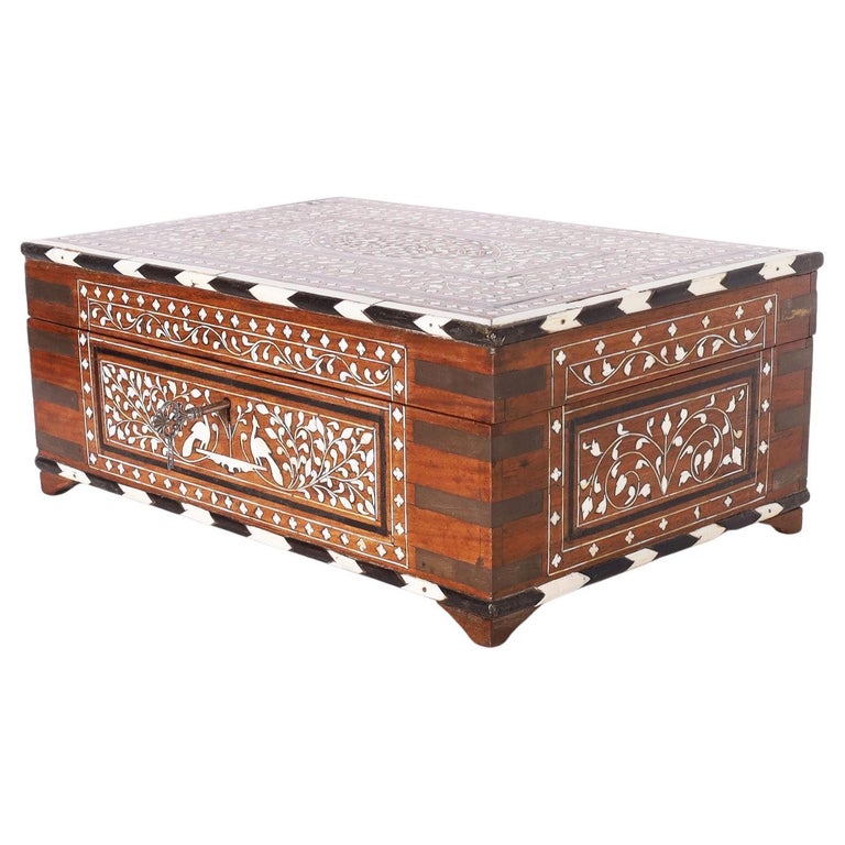 Anglo Indian Campaign Style Lidded Box For Sale at 1stDibs