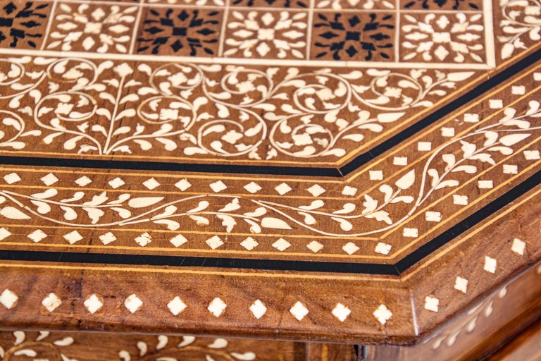 Anglo-Indian Octagonal Mughal Moorish Chess Game Table with Inlay India ...