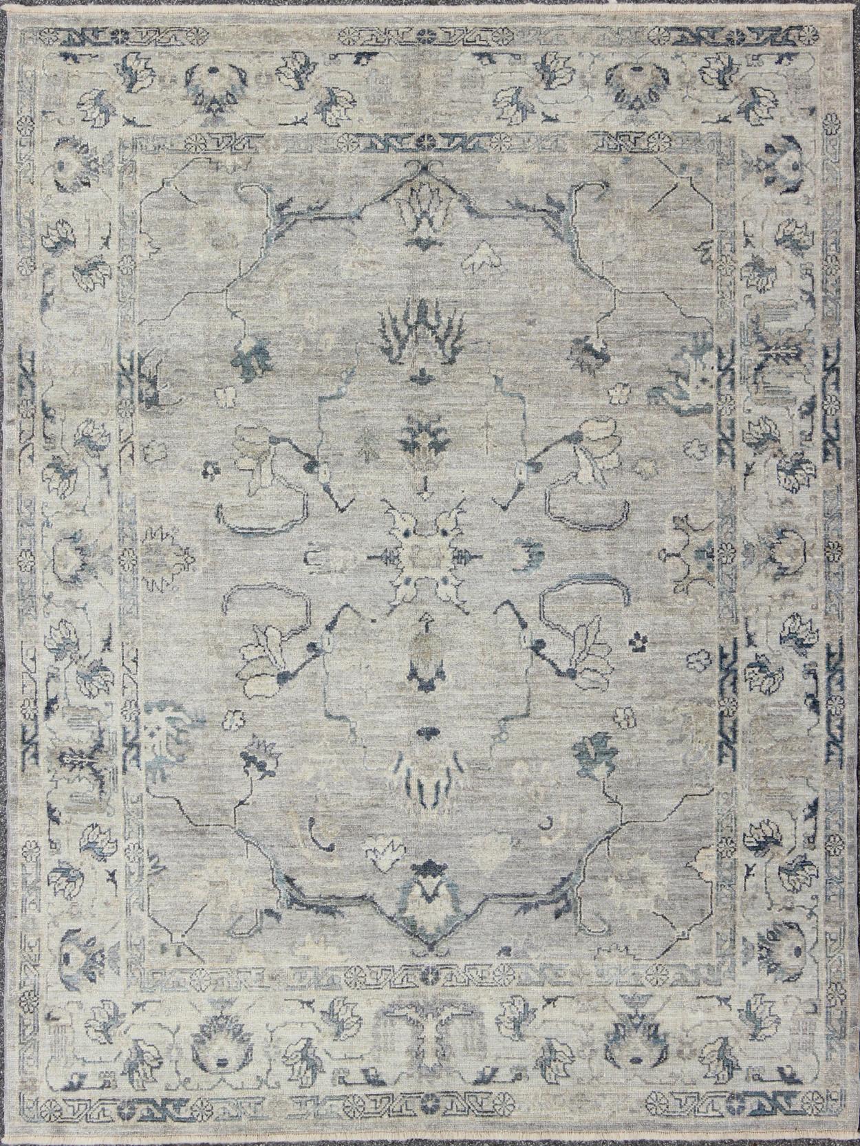 Tarantino Rug in Dark Gray Tencel For Sale at 1stDibs