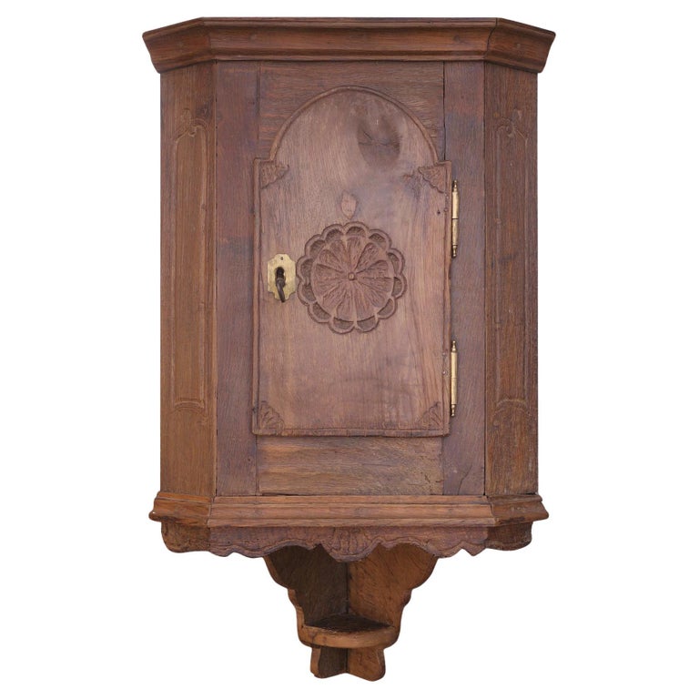 Angular Hanging Oak Cabinet, Central Europe, 1750 For Sale at 1stDibs