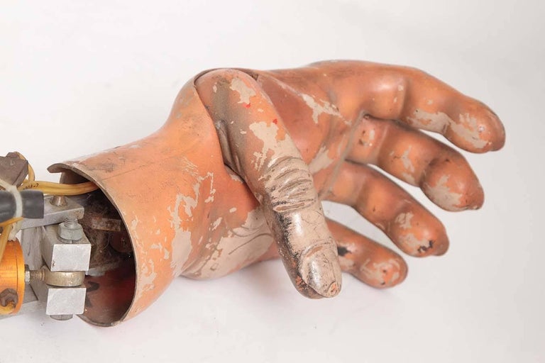 Animatronic Articulating Pneumatic Hand, Uncle Klunk ShowBiz Pizza ...