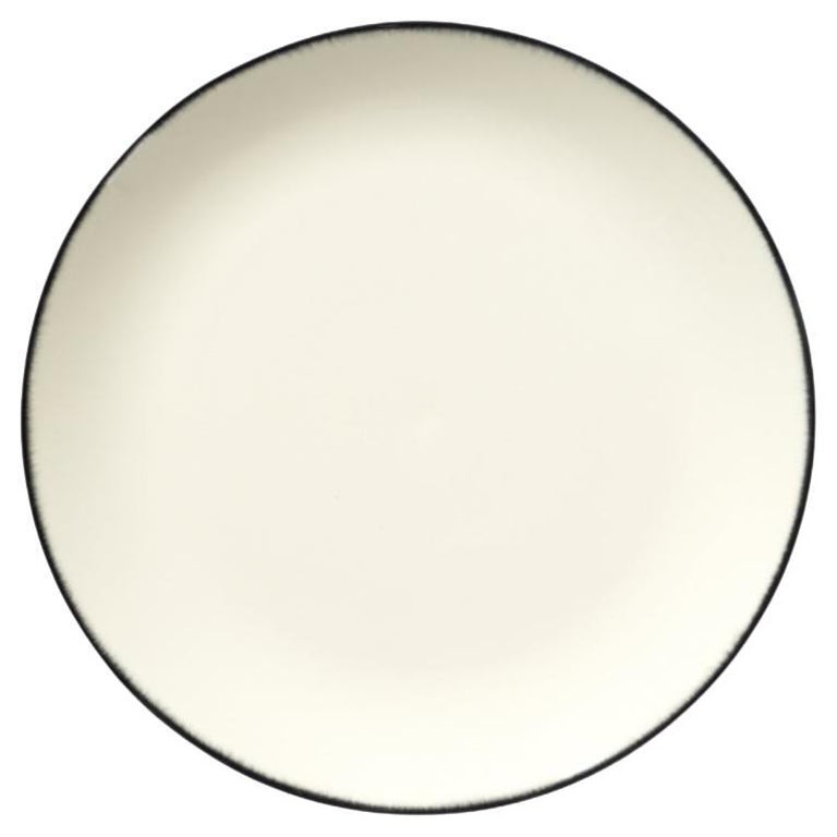 Ann Demeulemeester for Serax 28 cm plates (set of two) For Sale at 1stDibs
