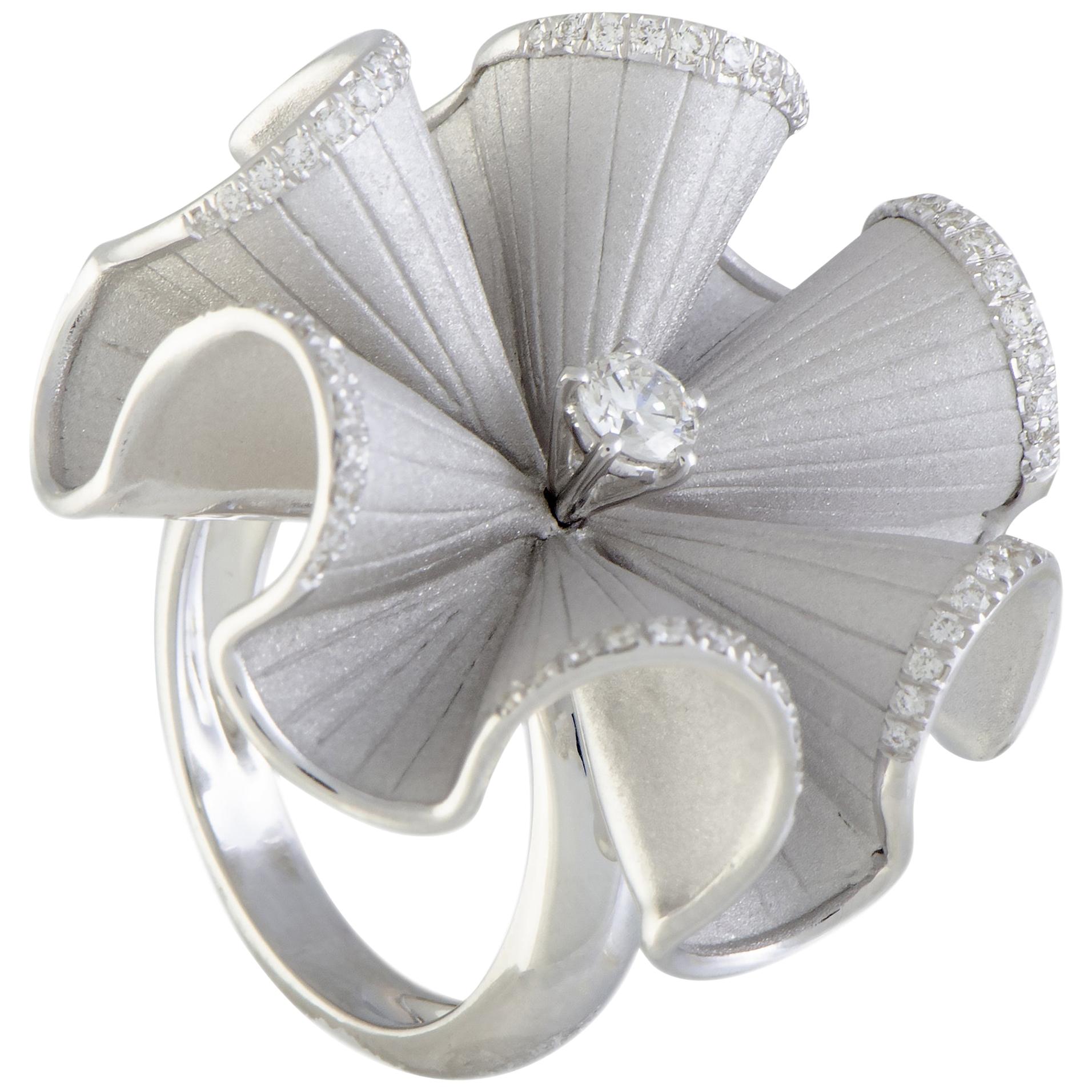 Annamaria Cammilli Gea 18 Karat White Gold Diamond Flower Ring at ...