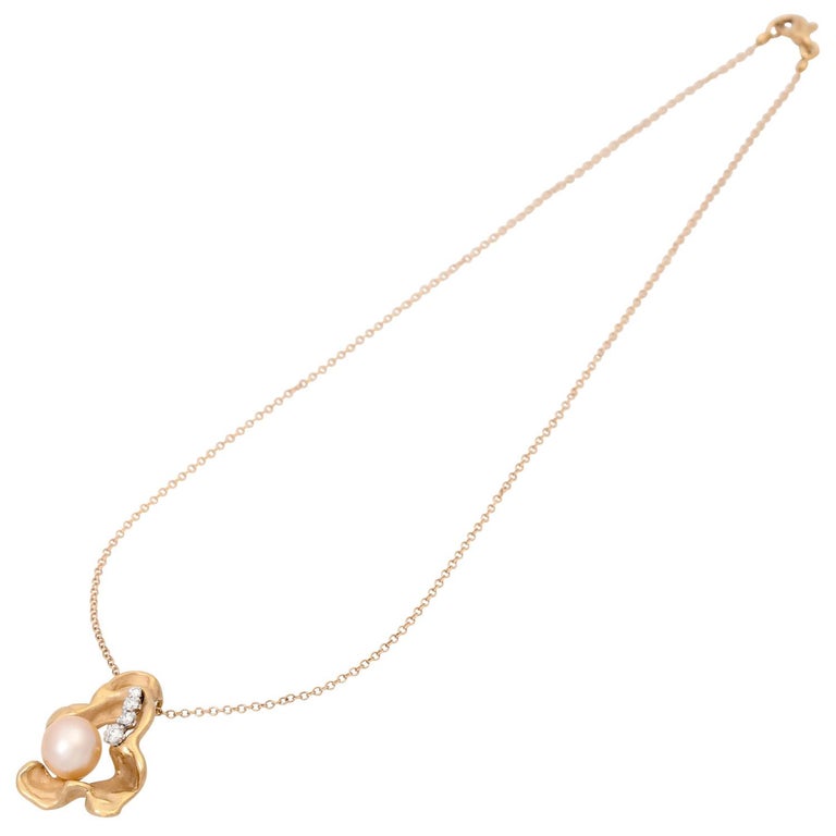 Annamaria Cammilli Pendant with Pearl and Diamonds For Sale at 1stDibs