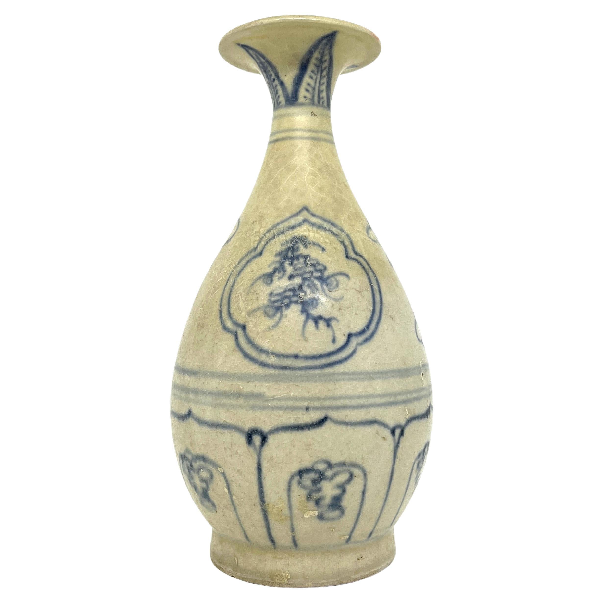 Annamese stoneware with underglaze blue, Hoi An hoard, late 15th ...