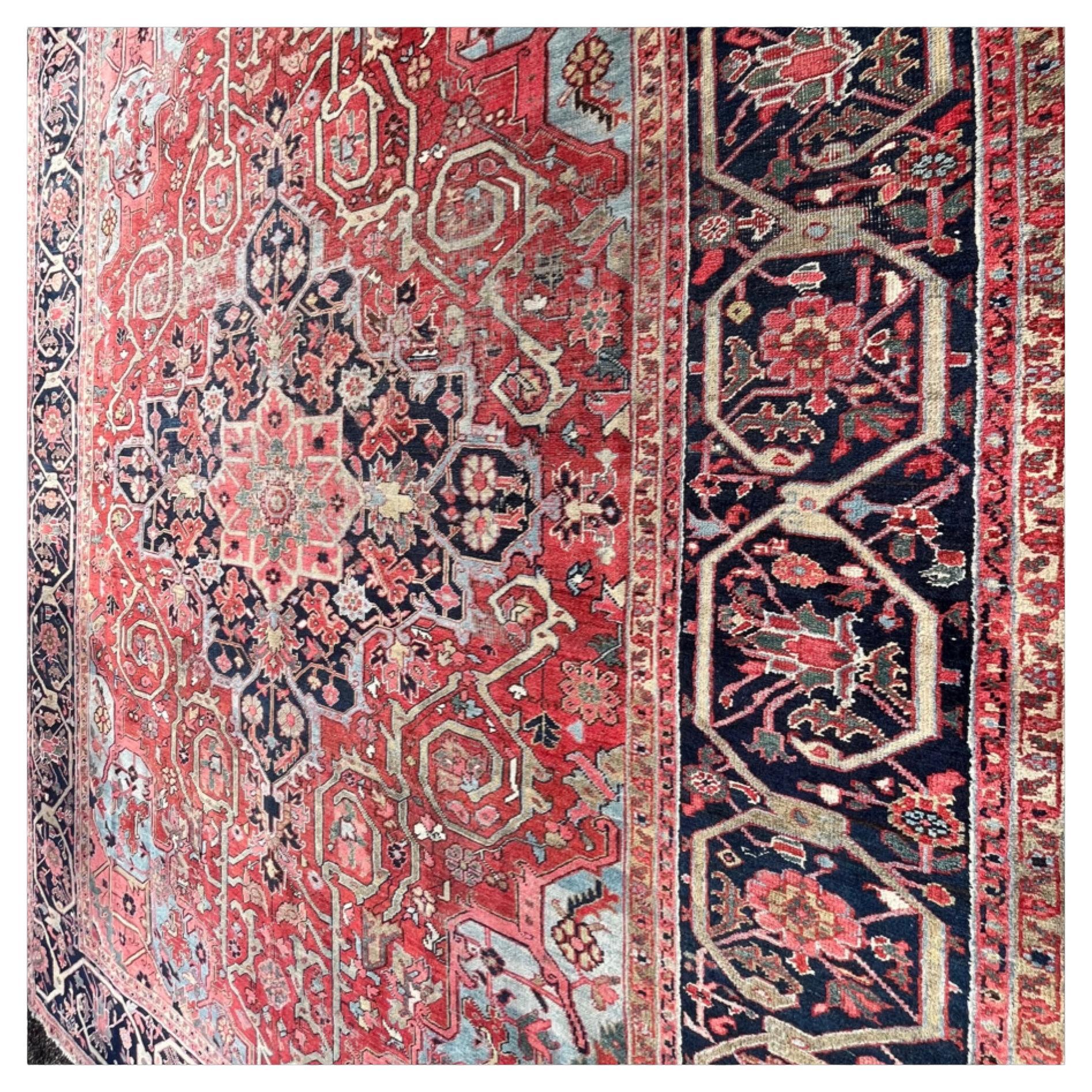 Antik Heriz Carpet Circa 1900/1910 For Sale at 1stDibs