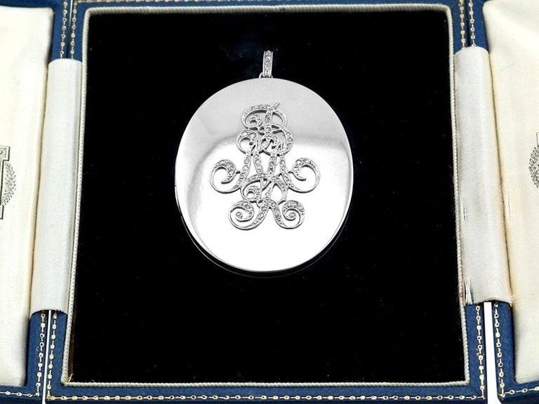 Antique 0.45ct Diamond and Platinum Locket For Sale at 1stDibs