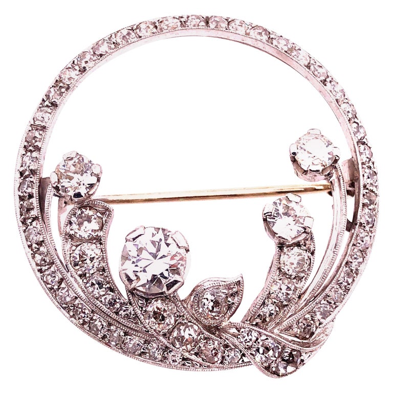 Antique 14 Karat Pin or Brooch in White Gold Diamond Circle For Sale at ...