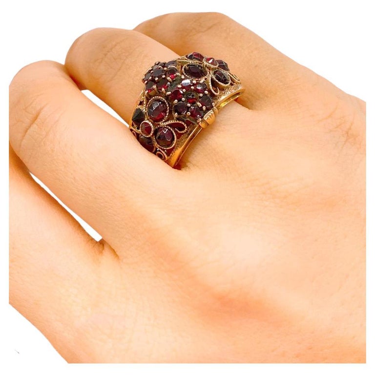 Antique Garnet Russian Gold Ring For Sale at 1stDibs