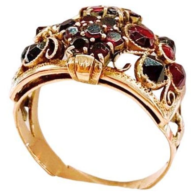 Antique Garnet Russian Gold Ring For Sale at 1stDibs