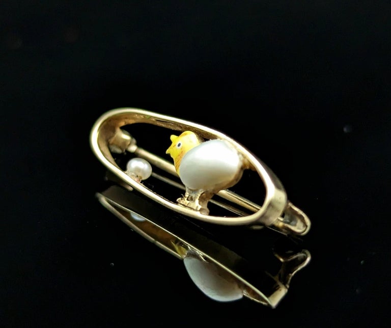 Antique 15k gold Chick brooch, baroque pearl, enameled For Sale at 1stDibs