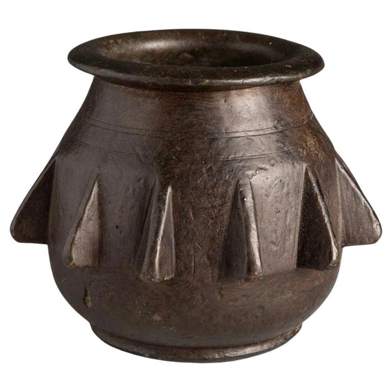 Antique 15th Century Gothic Mortar in Bronze Patina For Sale at 1stDibs