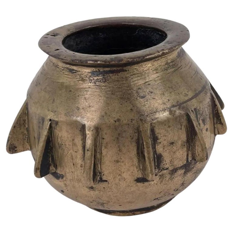 Antique 15th Century Gothic Mortar in Bronze Patina For Sale at 1stDibs