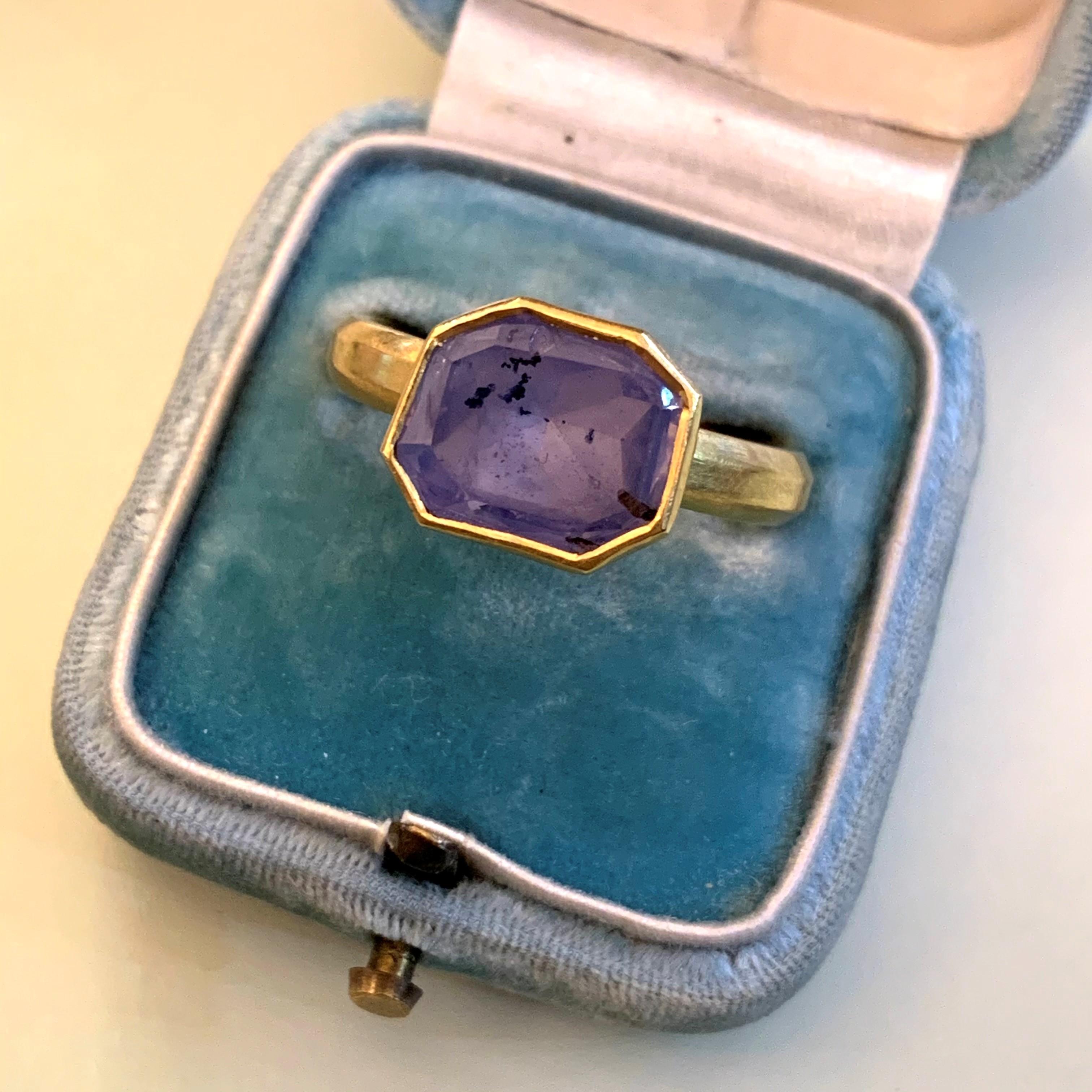 Antique 17th century AD Post Medieval sapphire gold ring For Sale at ...