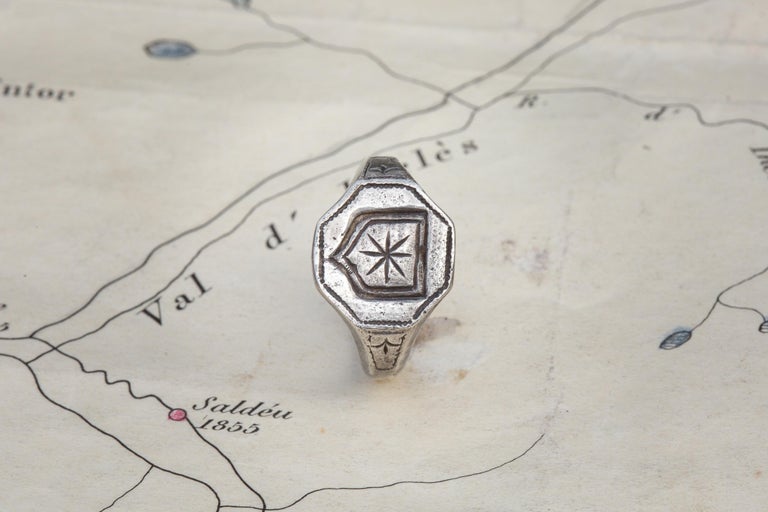 Antique 17th Century Engraved Silver Heraldic Coat of Arms Intaglio ...