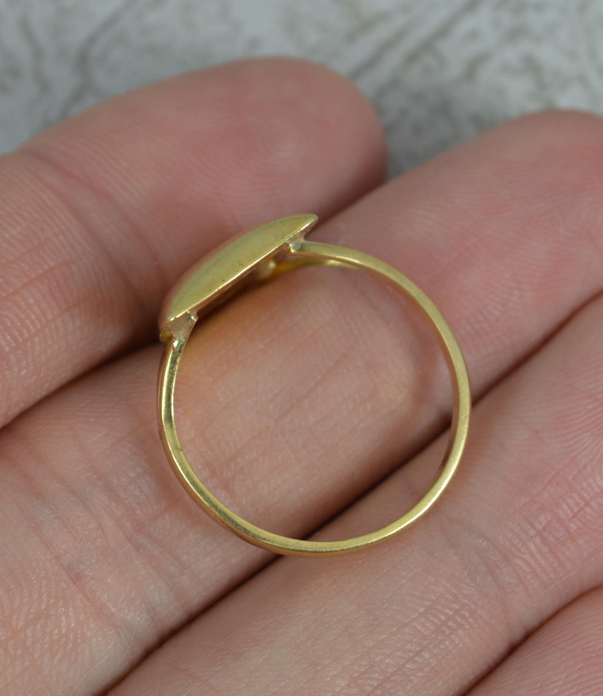 Antique 18 Carat Gold and Crested Shield Intaglio Signet Seal Ring For ...