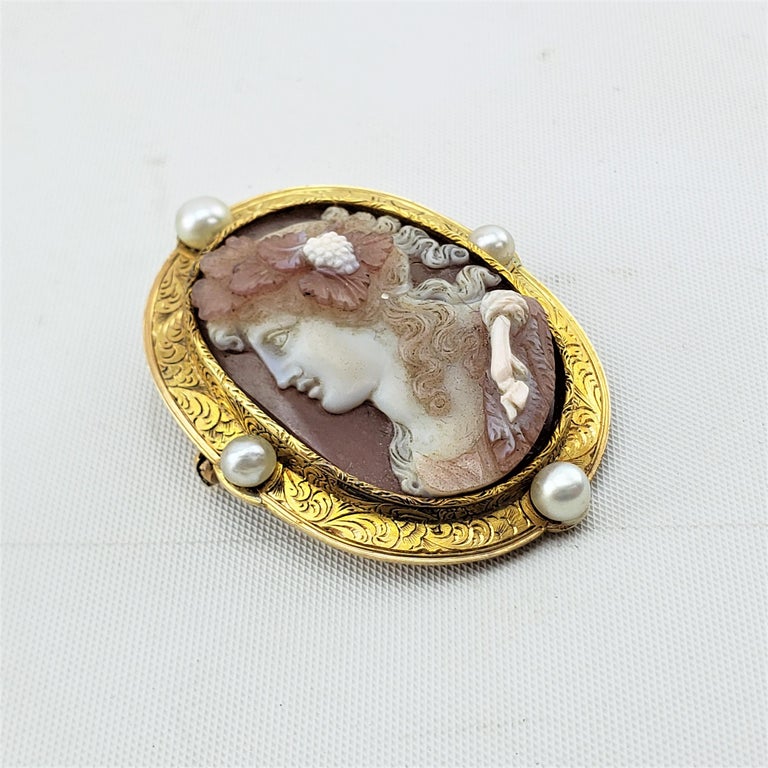 Antique 18 Karat Engraved Yellow Gold and Hand-Carved Hardstone Cameo ...
