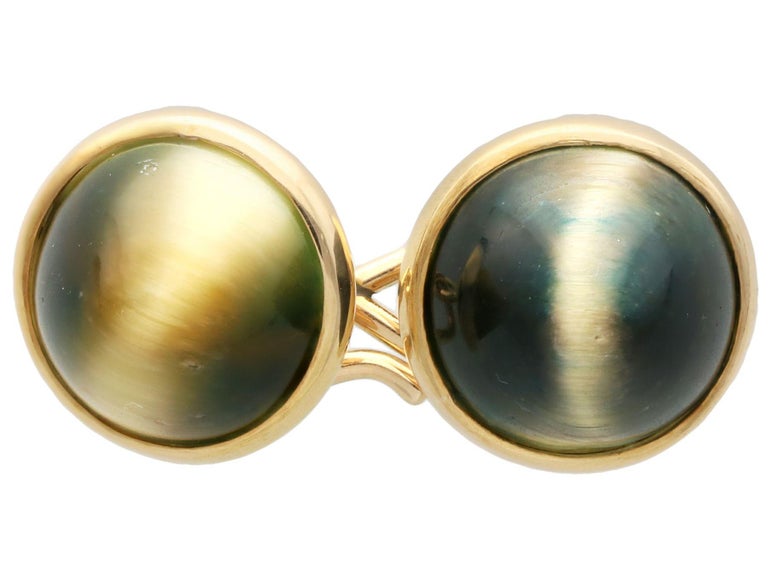 Antique 18.20 Carat Tigers Eye and Yellow Gold Cufflinks For Sale at ...