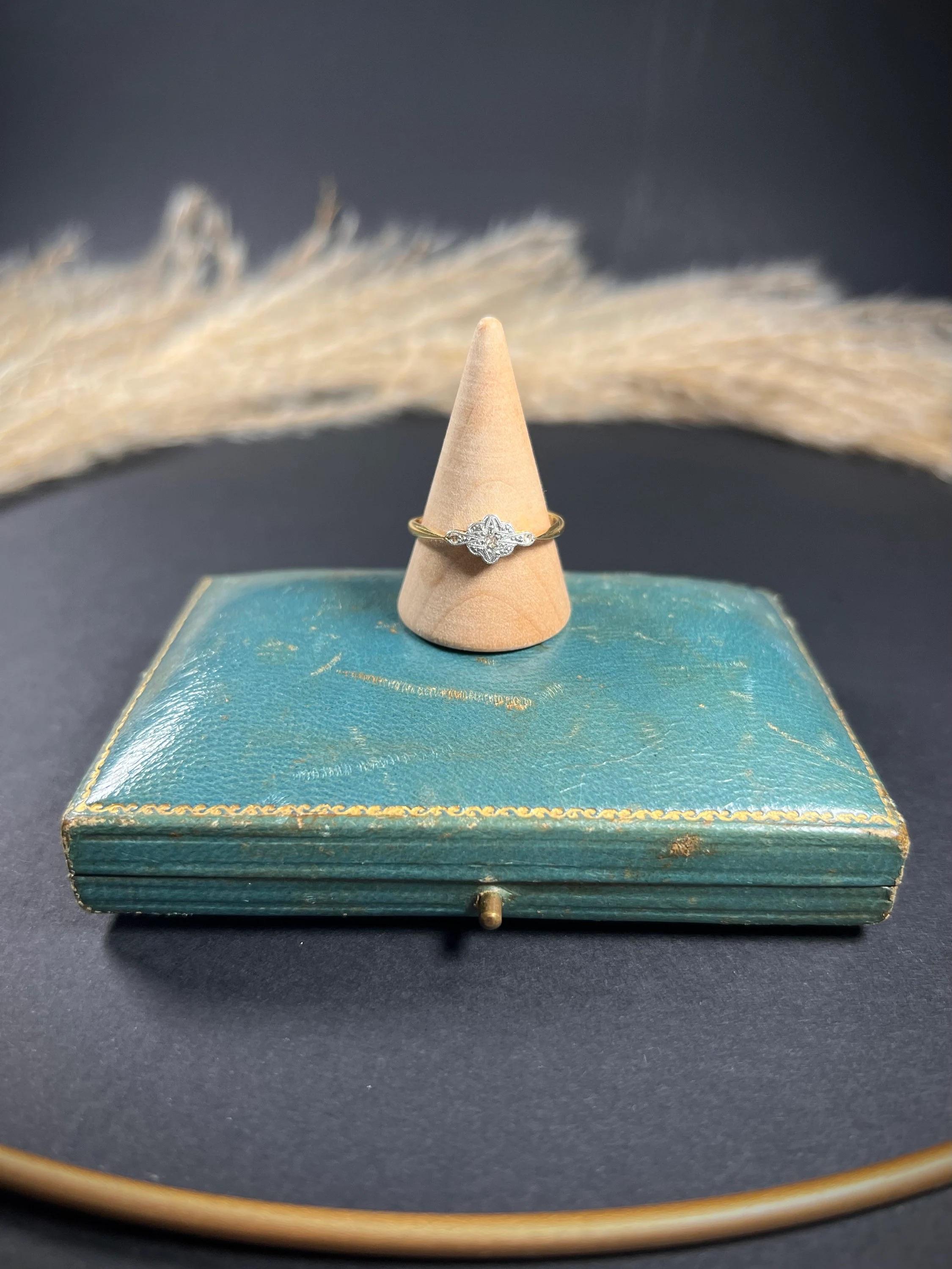 Antique 18ct Gold and Platinum Edwardian Diamond Illusion Ring For Sale ...