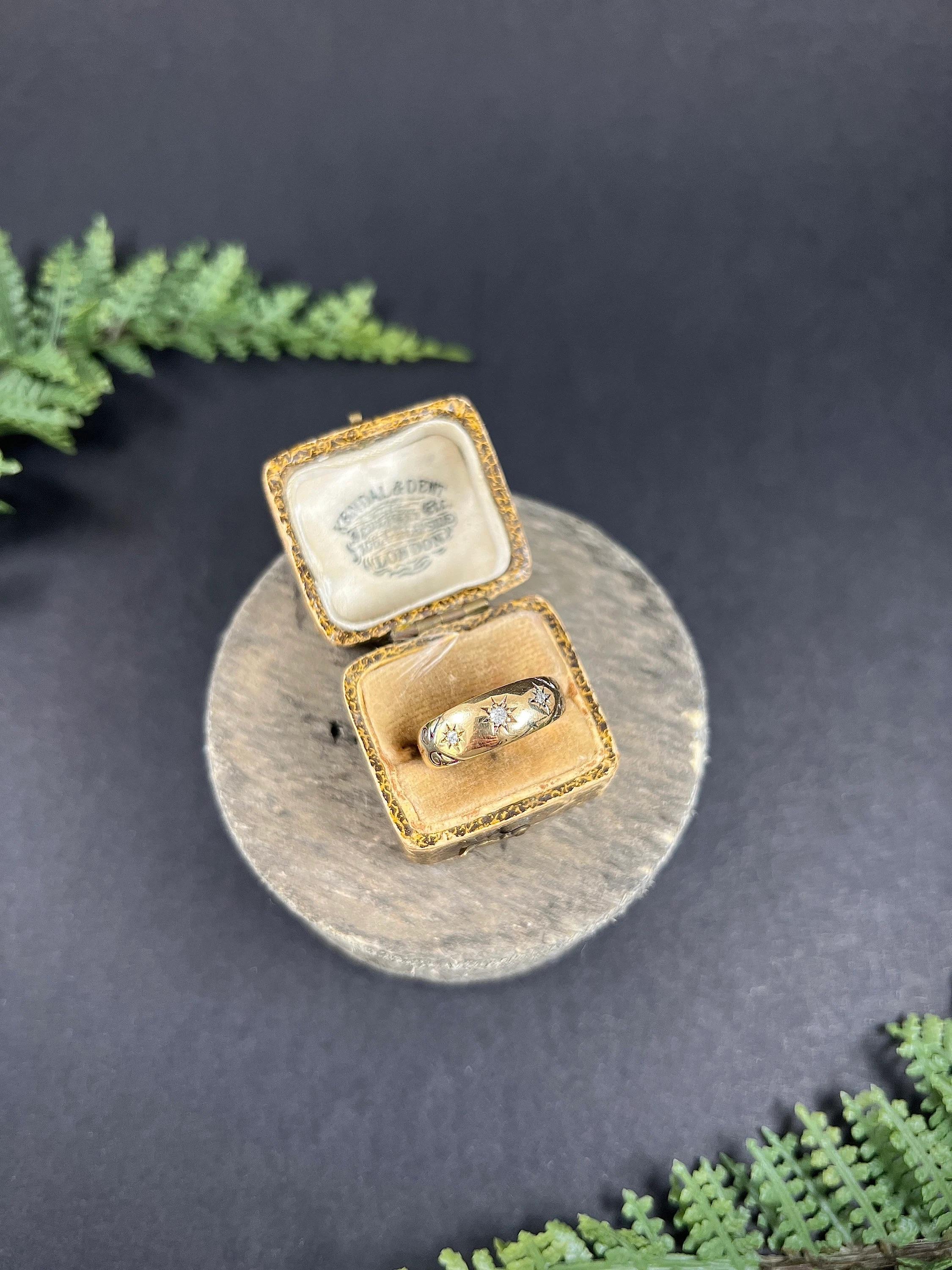 Antique 18ct Yellow Gold Chester Marked 1915 Star Set Diamond Three ...