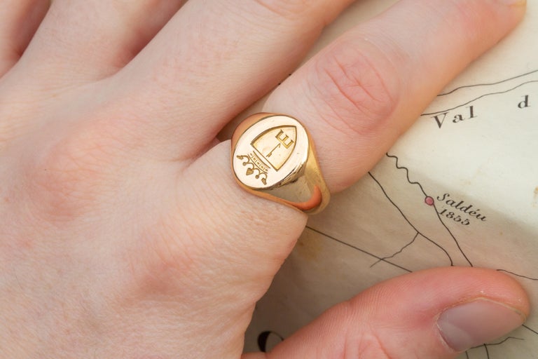 Antique 18k Gold Coat of Arms Chevalière Signet Ring Polish Eastern ...