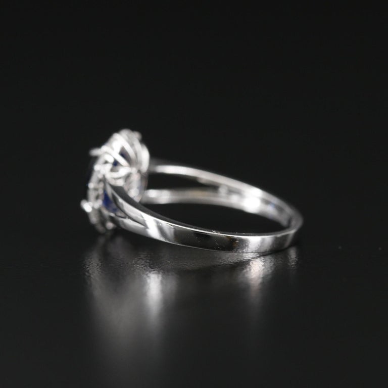 Customizable Antique 18K Gold Halo Vintage Sapphire Engagement Ring For ...