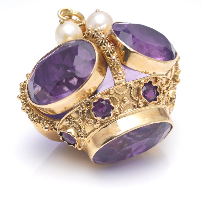 Antique 18kt. Gold Venetian Etruscan Revival Crown, Shaped Fob For Sale ...