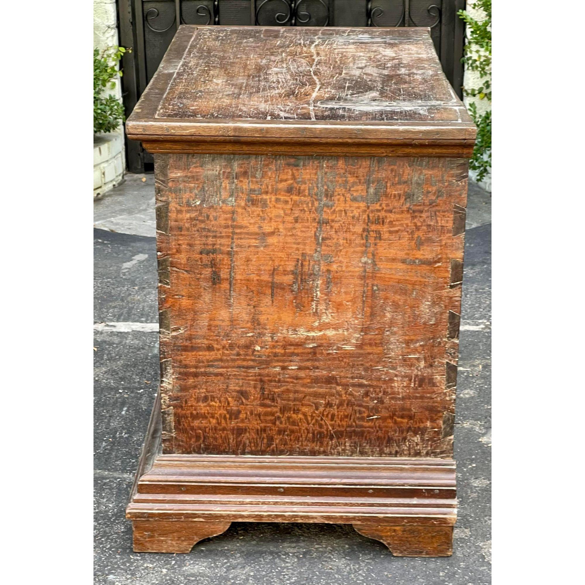 Antique 18th Century Spanish Colonial Rustic Trunk For Sale at 1stDibs