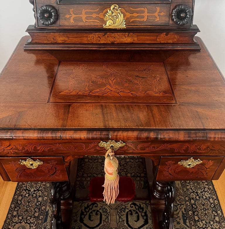 Antique 18th century baroque Dressing Table with Mirror For Sale at 1stDibs