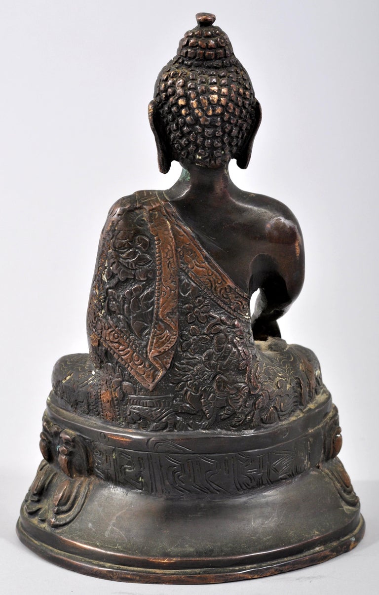 Antique 18th Century Chinese Bronze Shakyamuni Buddha Statue at 1stDibs