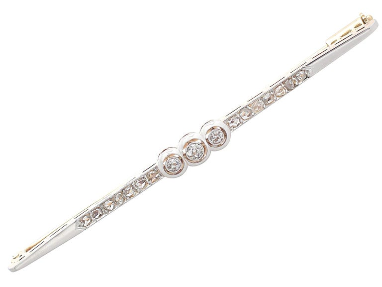 Antique 1910s Diamond and Yellow Gold Bar Brooch For Sale at 1stDibs