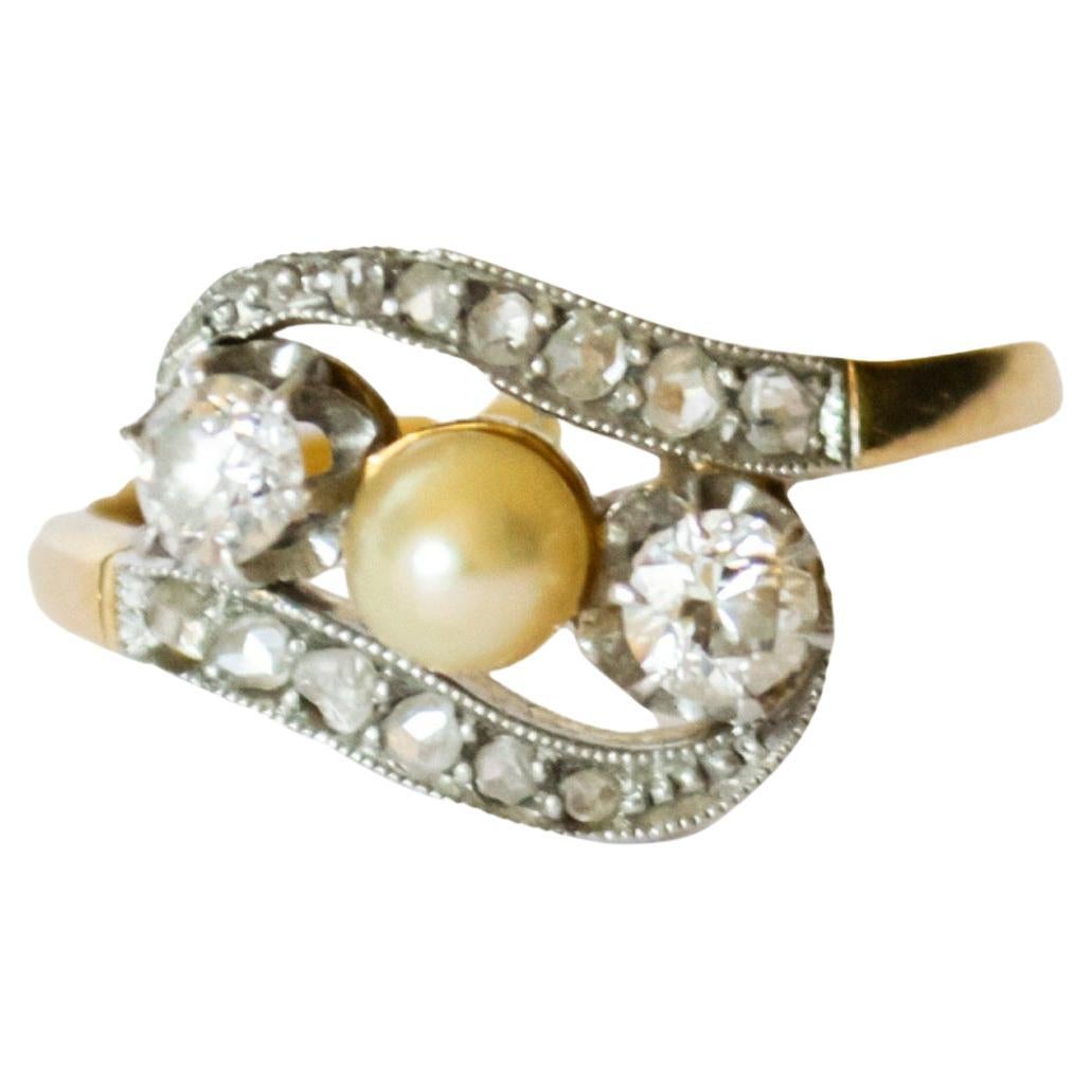 Antique 1920-1925 Diamond and Pearl Gold and Platinum Ring For Sale at 1stDibs