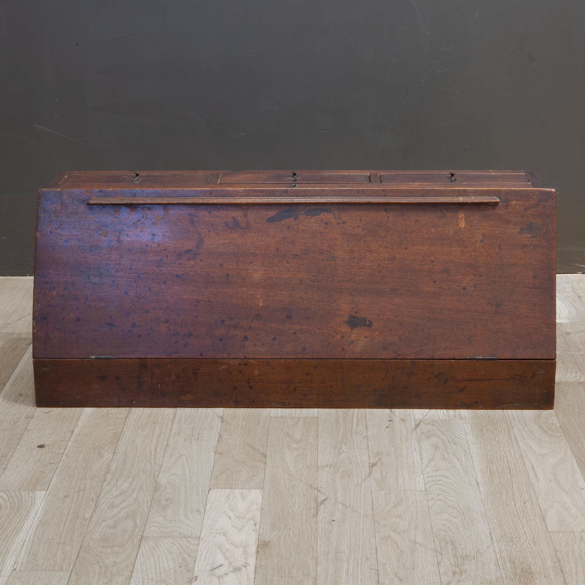 Antique 19th C. Mahogany Shop Keeper's Desk c.1800s For Sale at 1stDibs