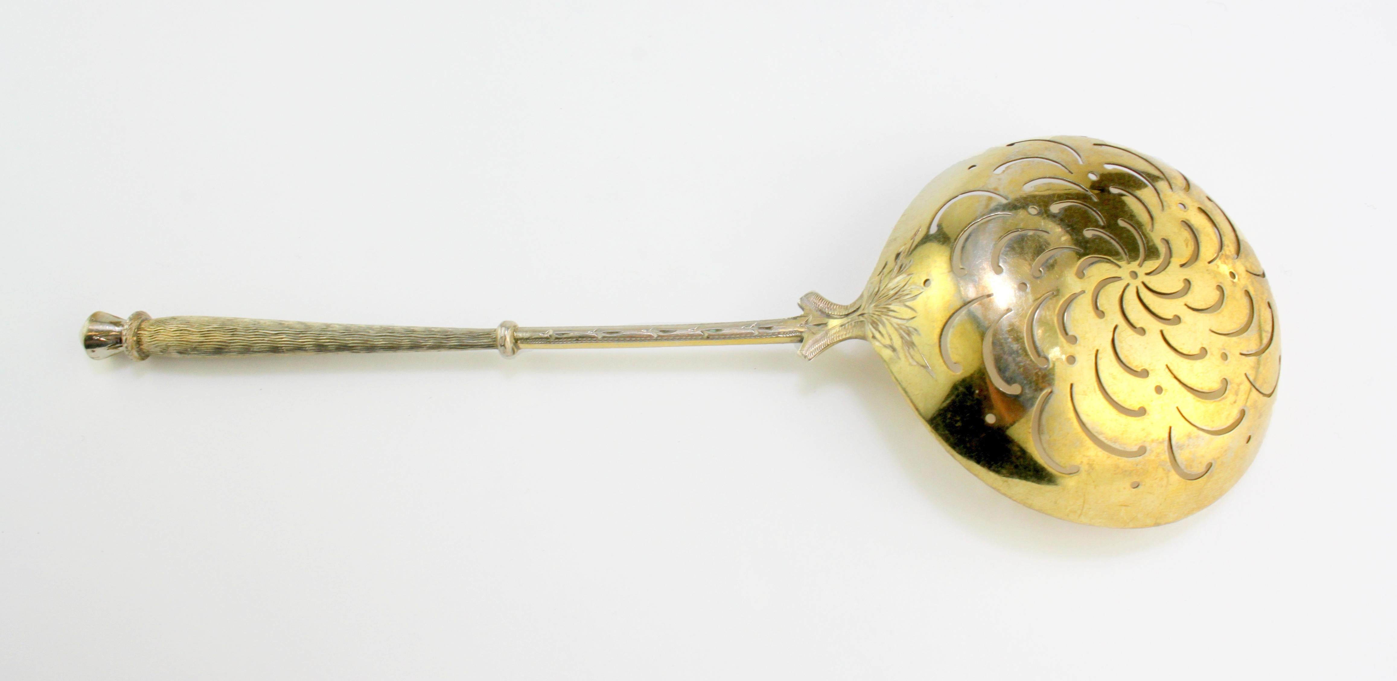 Antique 19th Century French Silver Sugar Caster For Sale at 1stDibs