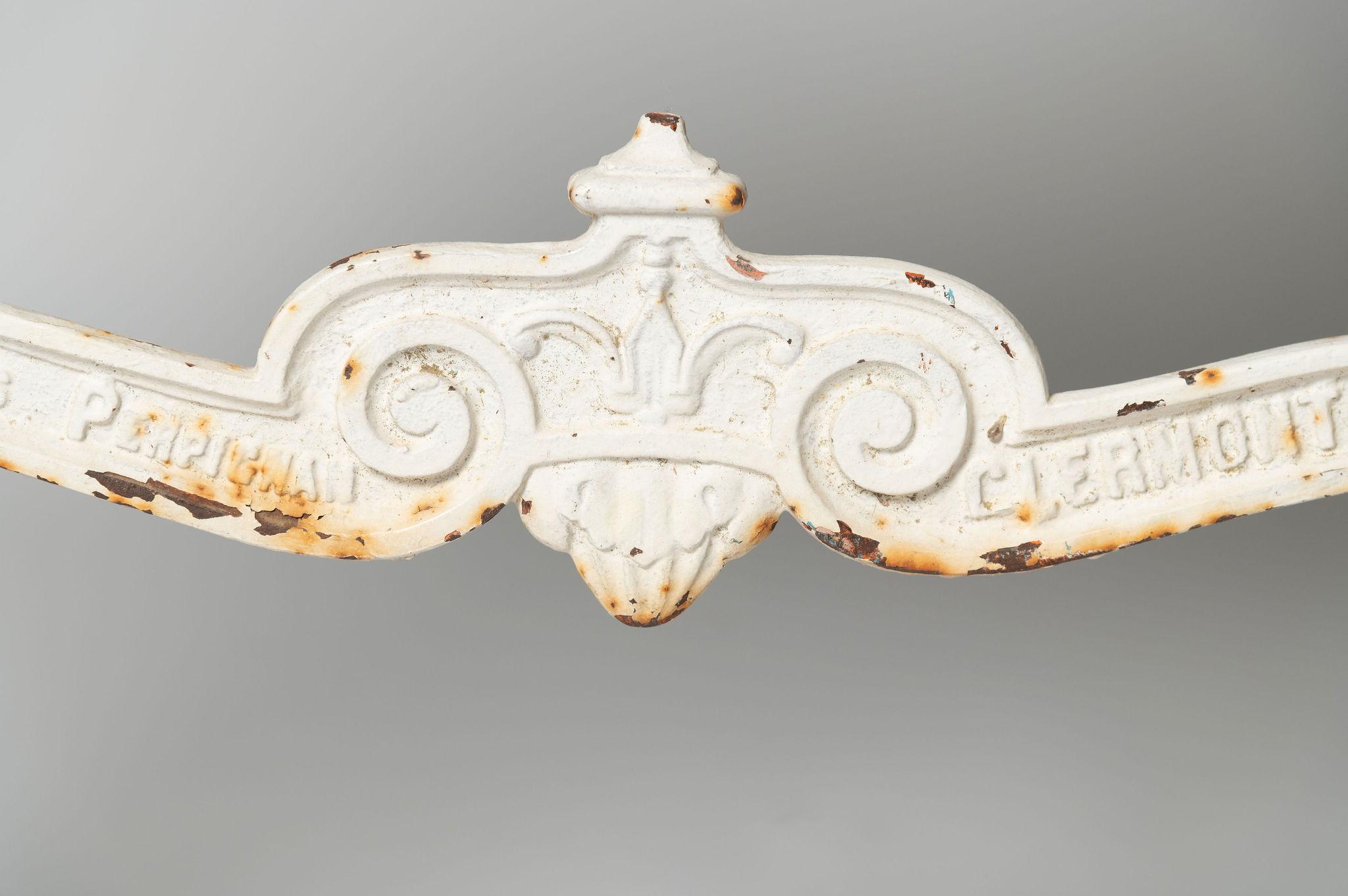 Antique 19th Century iron and marble table For Sale at 1stDibs