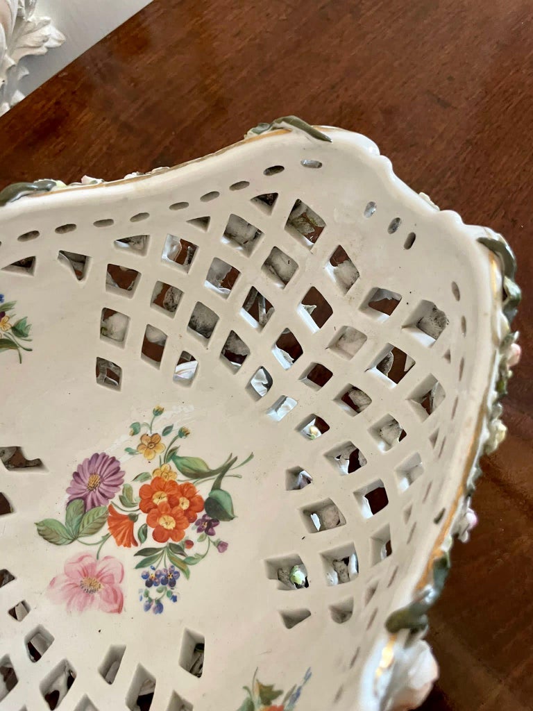 Antique 19th Century Meissen Style Work Basket Dish For Sale at 1stDibs