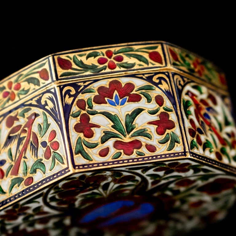 Antique 19th Centuey Indian Gem Set and Enamelled Gold Box, Jaipur ...