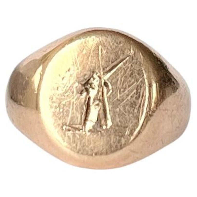 Antique 9 Carat Gold Signet Ring For Sale at 1stDibs