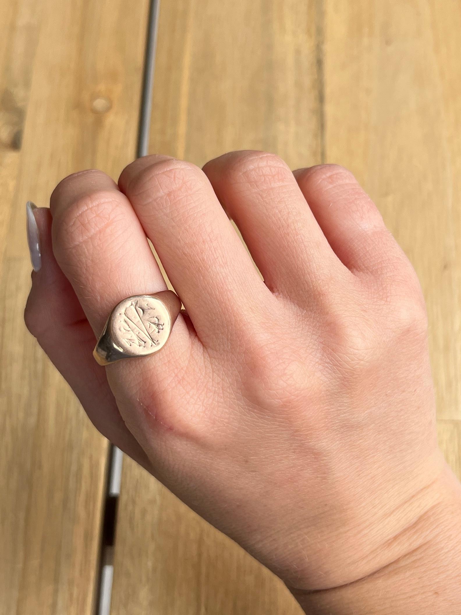 Antique 9 Carat Soft Tone Rose Gold Signet Ring For Sale at 1stDibs