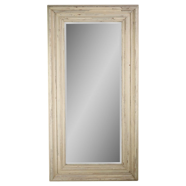 Antique 97.5 in. H Moulure de porte en pin Miroir biseauté En vente sur 1stDibs