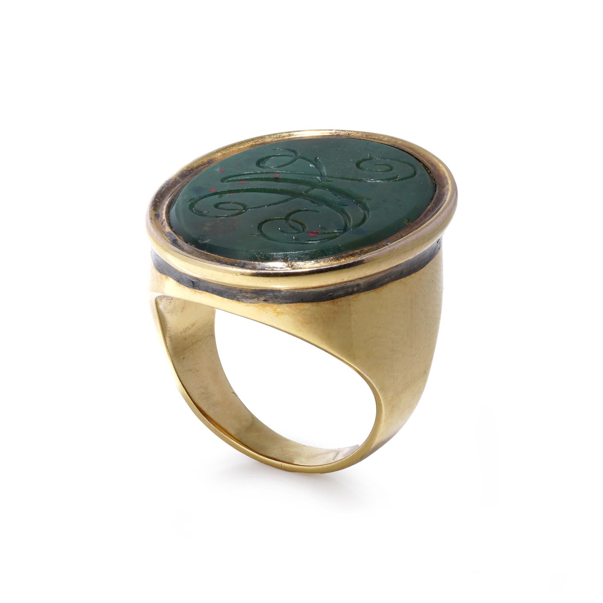 Antique 9kt Gold Bloodstone Signet Ring For Sale at 1stDibs