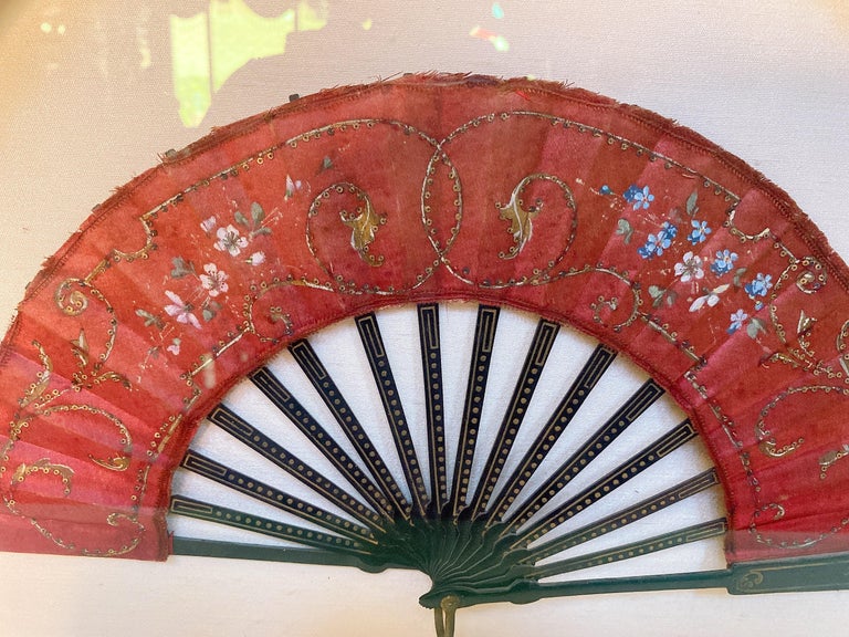 Antique A Silk Lacquer Chinese Fan with Shadow Box For Sale at 1stDibs