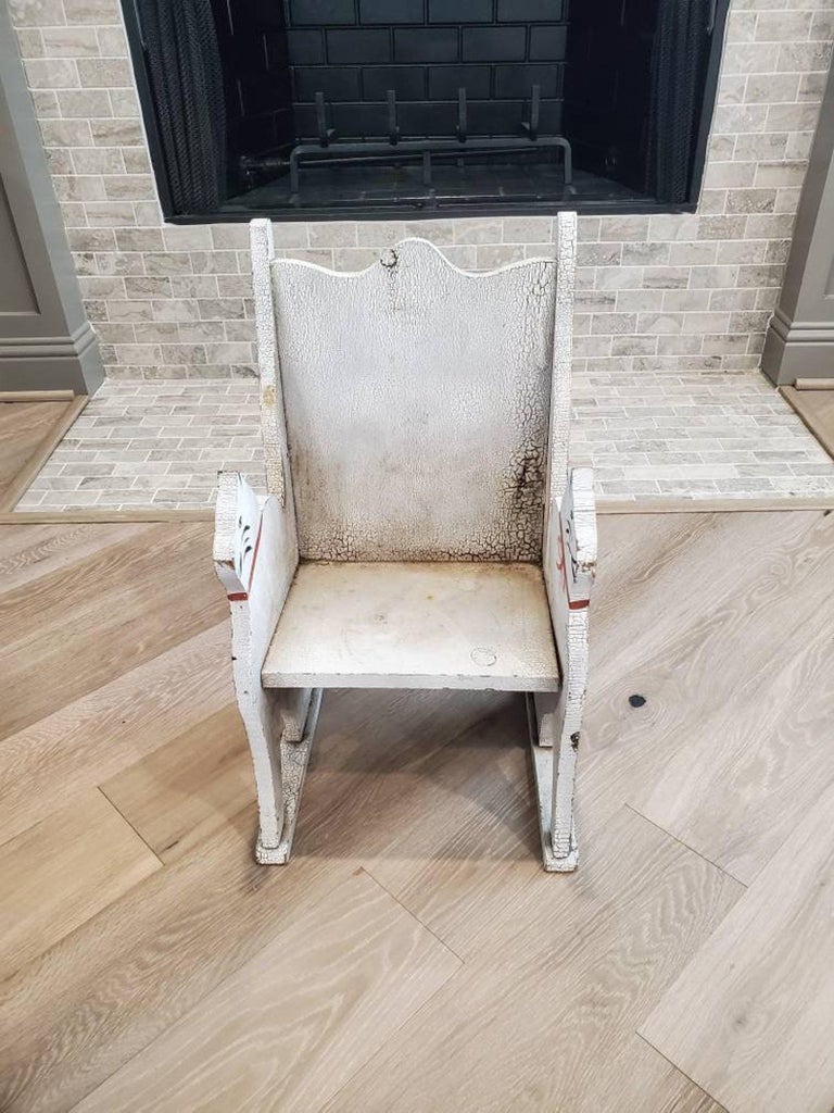 Antique American Folk Art Painted Cat Chair For Sale at 1stDibs ...