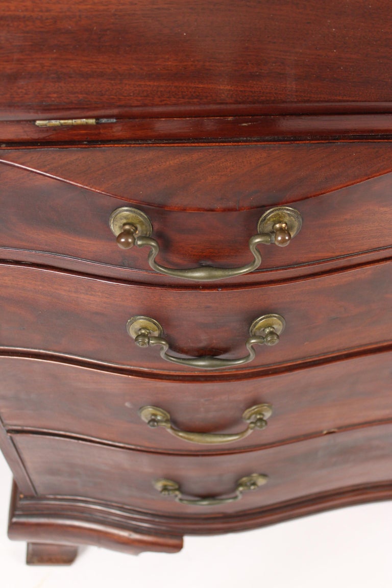 Antique American Mahogany Oxbow Front Slant Top Desk at 1stDibs