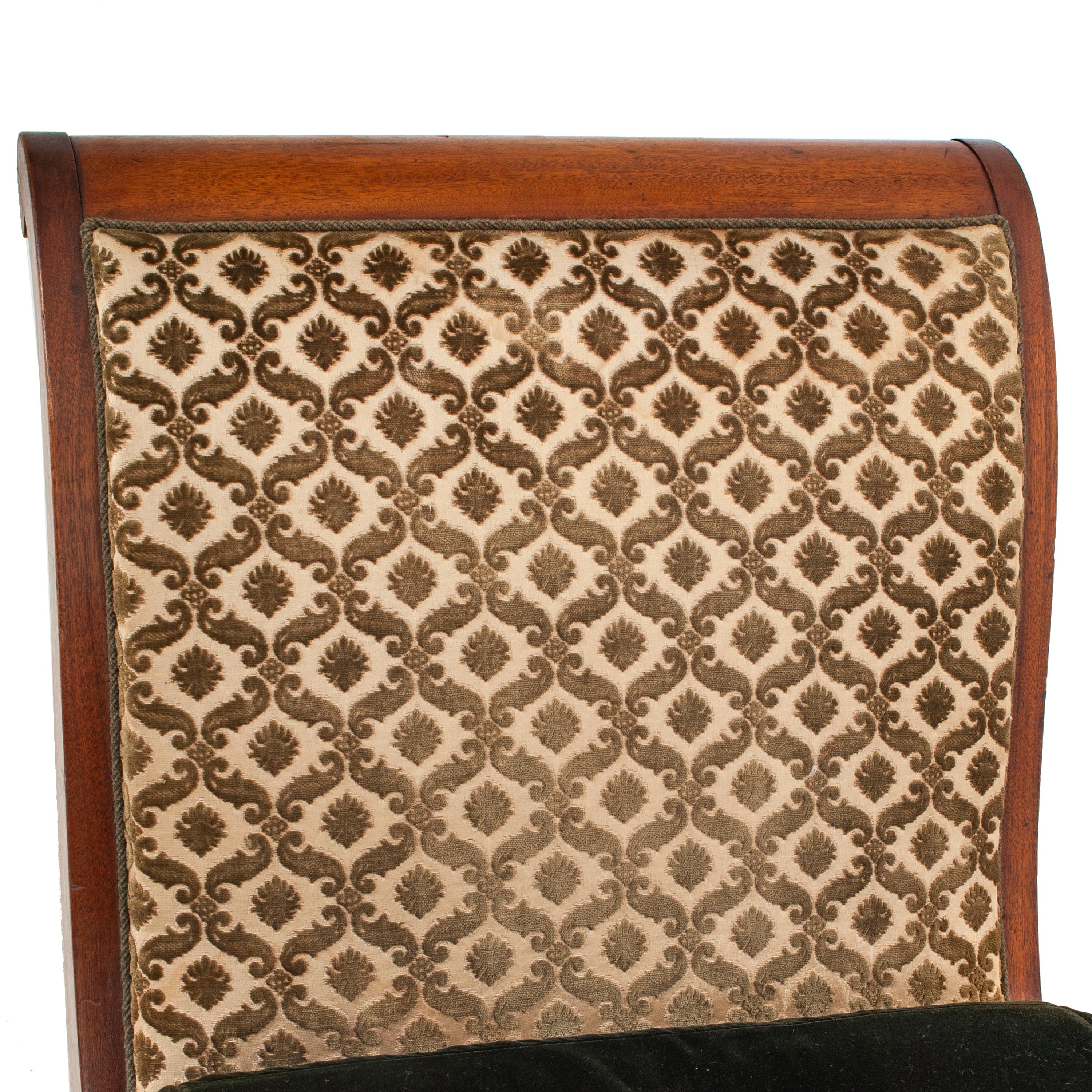 Antique American Neoclassical Mahogany Bustle Bench Window Seat Day Bed ...