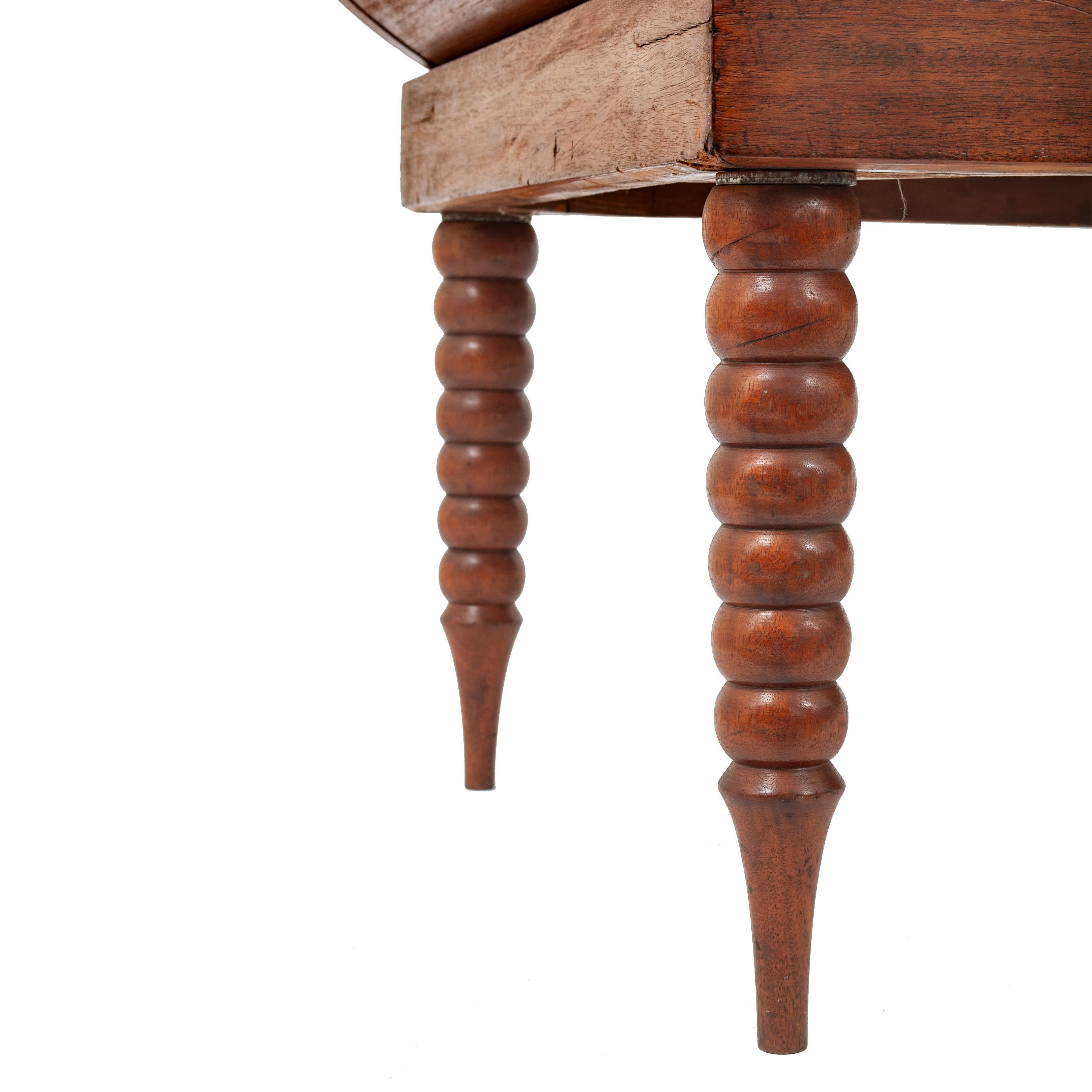 Antique American Neoclassical Mahogany Bustle Bench Window Seat Day Bed ...